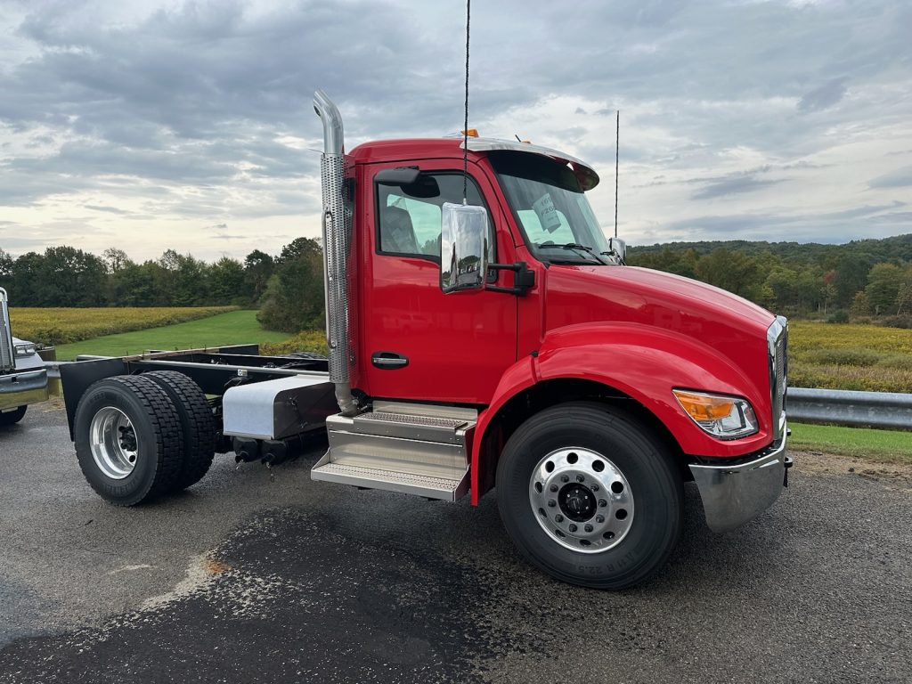2025 KENWORTH T280 - KWPA