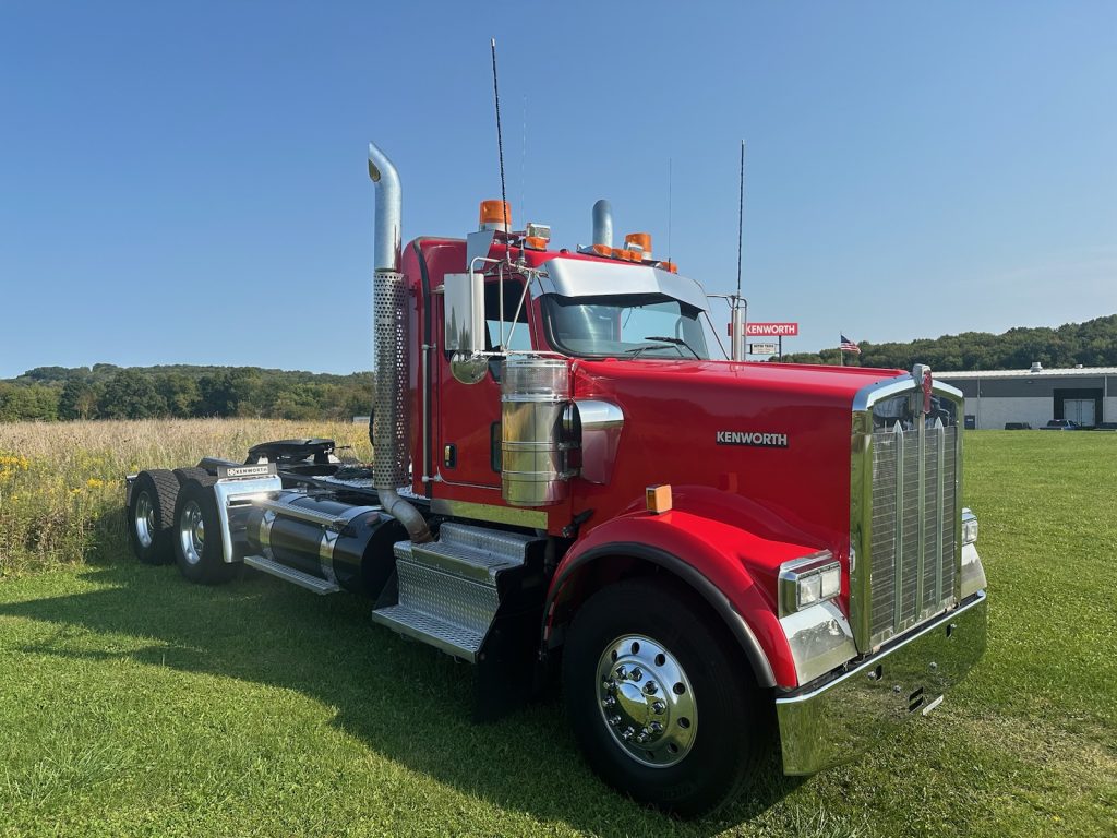2022 KENWORTH W900B - KWPA